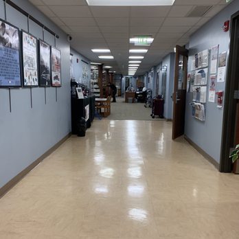 THE SMITHTOWN LIBRARY - Updated October 2025 - 15 Photos - 1 N Country ...