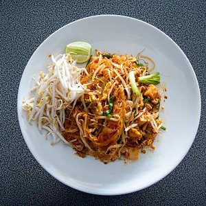 RICKY THAI BISTRO - TEMP. CLOSED - 399 Photos & 711 Reviews - 1617 NE ...