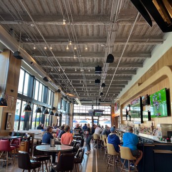 IOWA ATHLETIC CLUB - Updated May 2025 - 107 Photos & 80 Reviews - 200 E ...