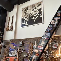 LUDI’S RESTAURANT & LOUNGE - Updated May 2025 - 1374 Photos & 544 ...