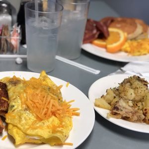 ANNIE LAURA’S KITCHEN - 80 Photos & 181 Reviews - Southern - 6814 GA-85 ...