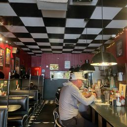 MECCA CAFE - Updated May 2025 - 579 Photos & 915 Reviews - 526 Queen ...