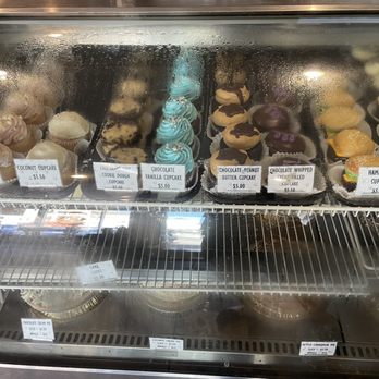 QUACK’S 43RD STREET BAKERY - Updated August 2025 - 603 Photos & 875 ...