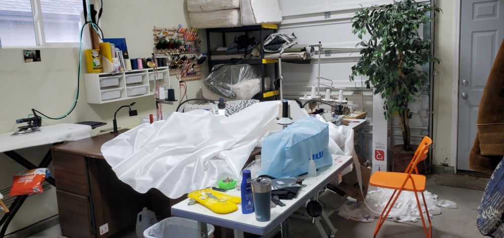 FLYING NEEDLE - Updated October 2025 - 16 Photos - 6113 S Snapdragon Pl ...