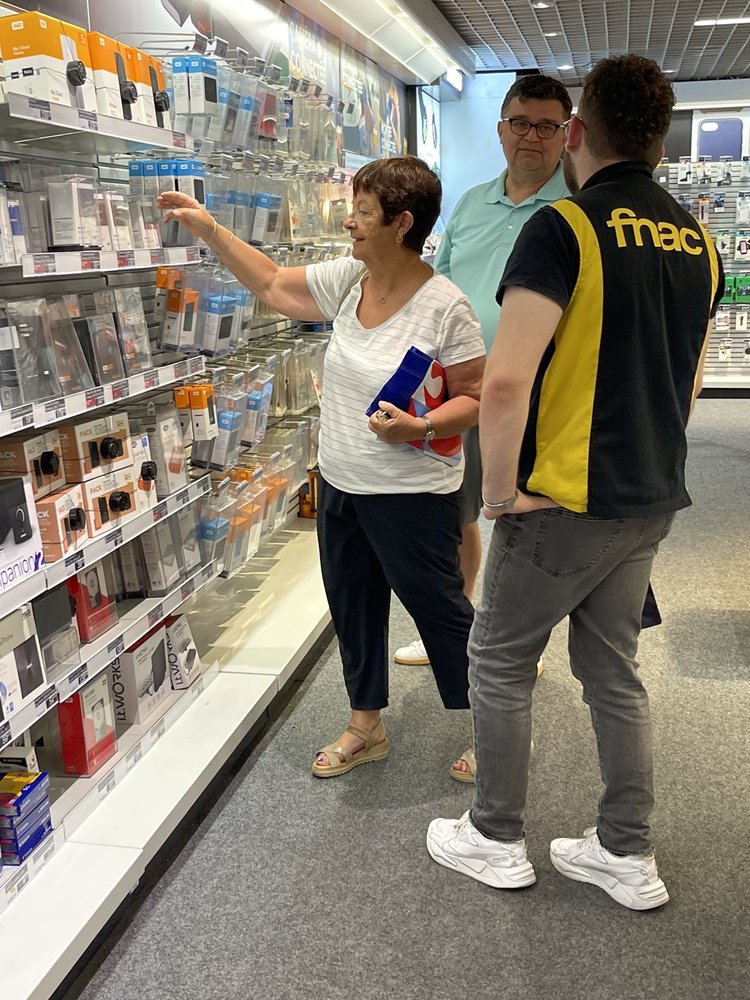 FNAC - Updated June 2024 - Cc Mayol, Toulon, France - Department Stores ...