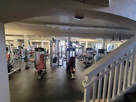 LAKERIDGE ATHLETIC CLUB - 43 Photos & 64 Reviews - 6350 San Pablo Dam ...