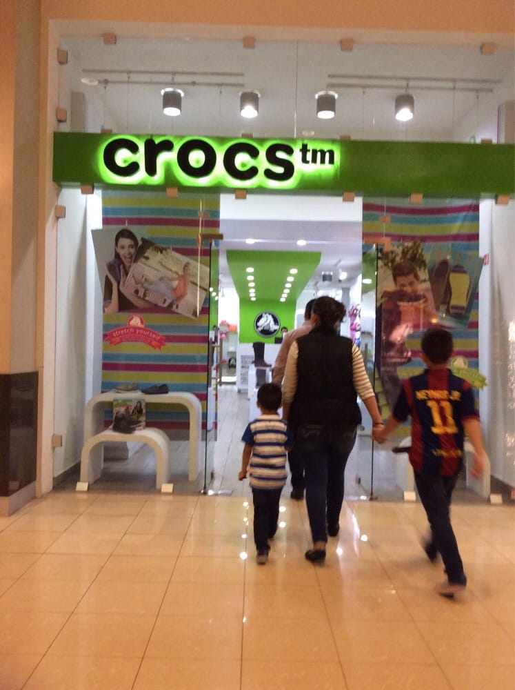 CROCS - Updated October 2025 - Av. Ignacio L. Vallarta 3959, Zapopan ...