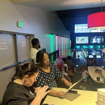 PINSTACK - Updated December 2025 - 188 Photos & 265 Reviews - 635 ...