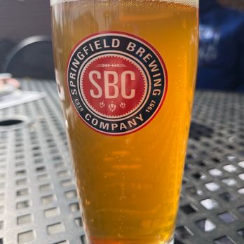 SPRINGFIELD BREWING COMPANY with 295 real customer photos - Updated ...