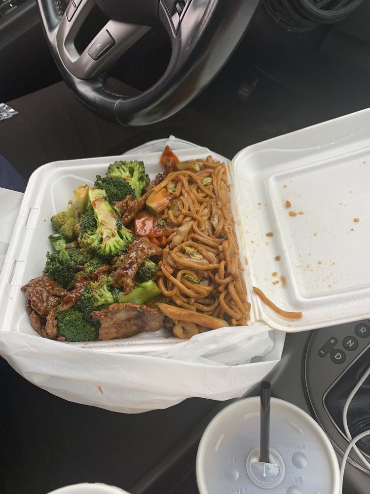 2000 CAFE - Updated February 2025 - 22 Photos & 35 Reviews - 3880 Kings ...