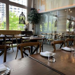 TRADE - Updated December 2025 - 545 Photos & 721 Reviews - 540 Atlantic ...