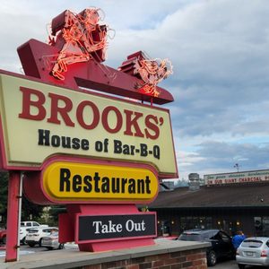 BROOKS’ HOUSE OF BARBECUE - 225 Photos & 380 Reviews - 5560 State Hwy 7 ...