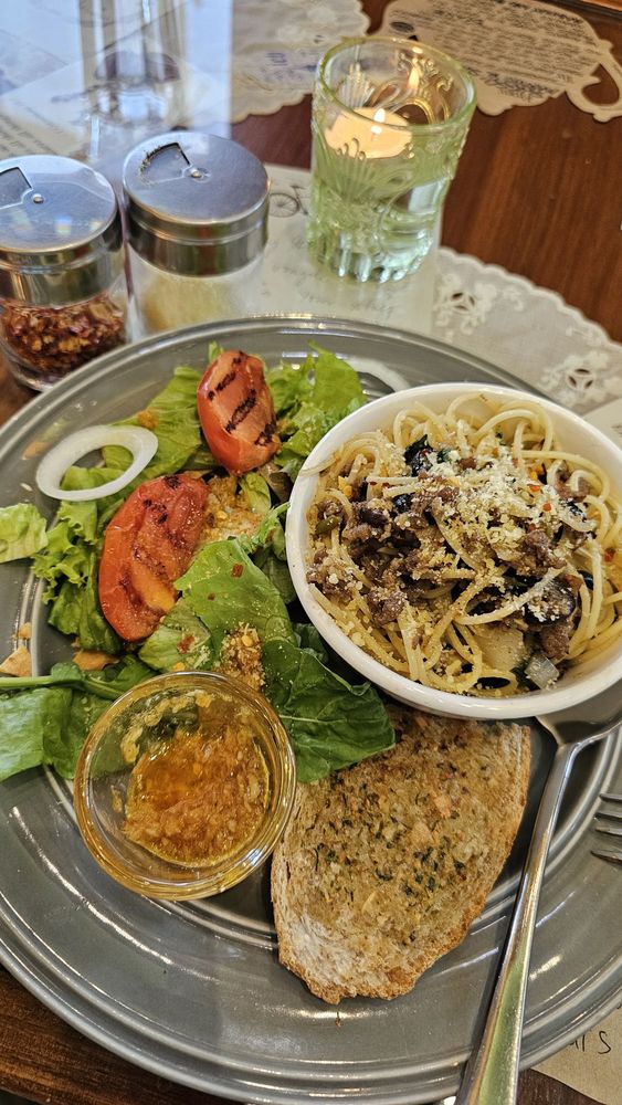 MARY GRACE CAFE - Updated August 2025 - 26 Photos - Greenhills Shopping ...