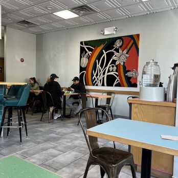 LOAF LOUNGE - Updated June 2024 - 182 Photos & 87 Reviews - 2934 N ...