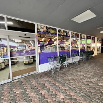 Freshmart Garden Hills Guaynabo | Fasci Garden