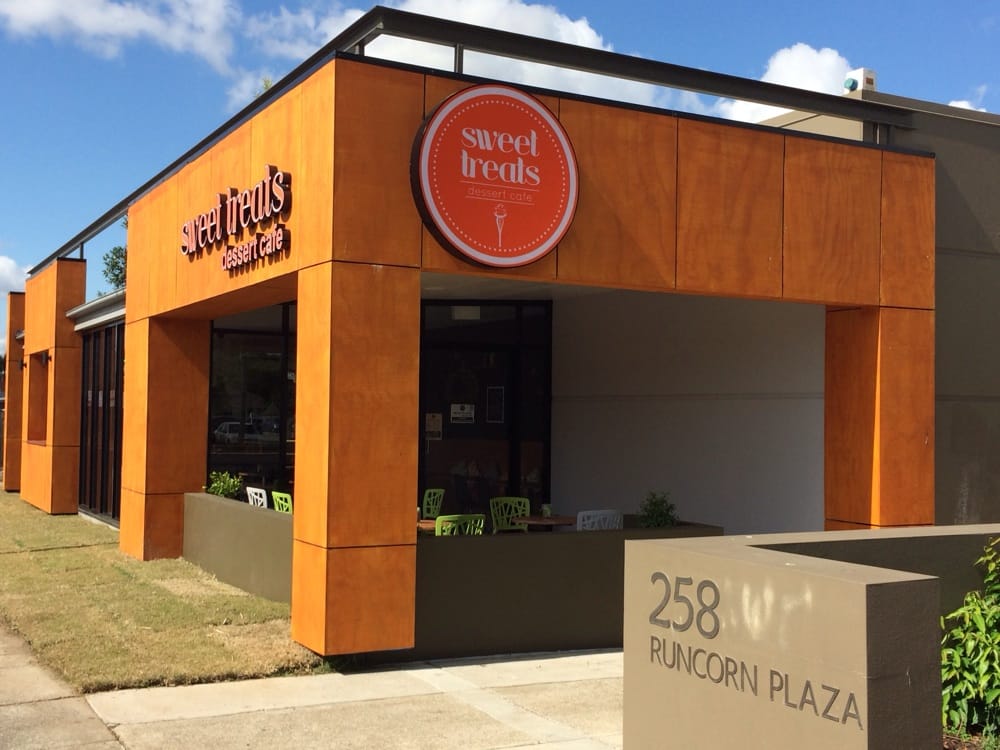 SWEET TREATS DESSERT CAFE - Updated August 2025 - 12 Photos - 258 ...