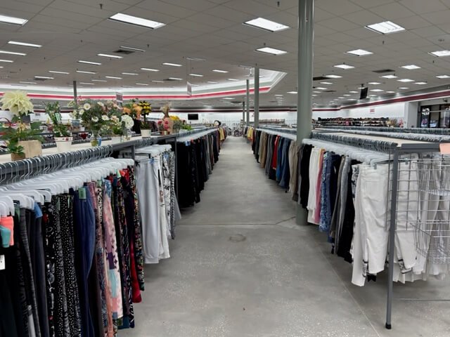 RED WHITE & BLUE THRIFT STORE - Updated July 2025 - 13 Photos - 5838 ...