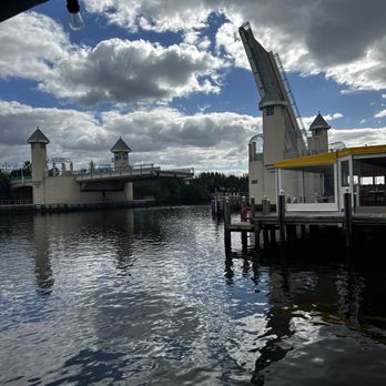 TWO GEORGES WATERFRONT GRILLE - 669 Photos & 753 Reviews - 728 Casa ...