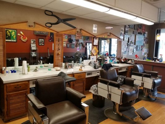 FACE 2 FACE BARBER SHOP - Updated December 2025 - 23036 Emery Rd ...