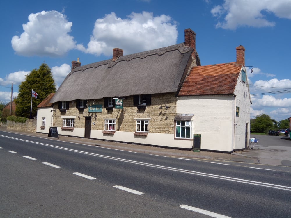 WHITE HART - Updated March 2025 - Northampton Road, Towcester ...