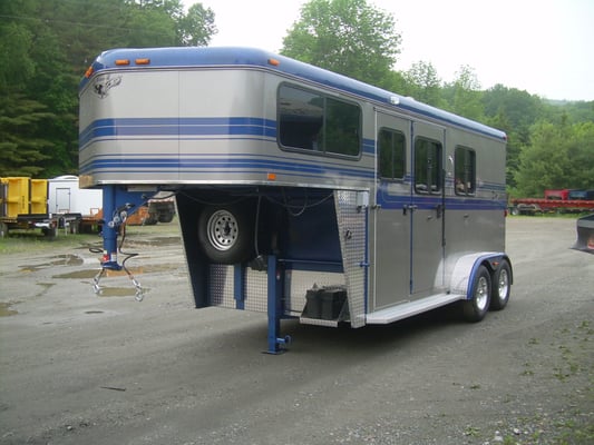 LUCKY’S TRAILER SALES - Updated December 2025 - 12 Photos - 402 Vt ...