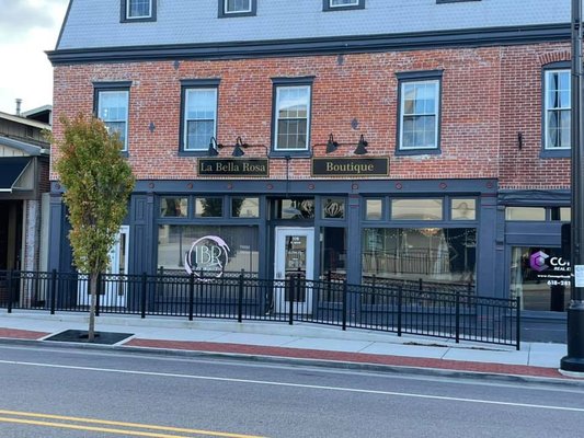 LA BELLA ROSA BOUTIQUE - Updated January 2026 - 109 N Main St, Columbia ...