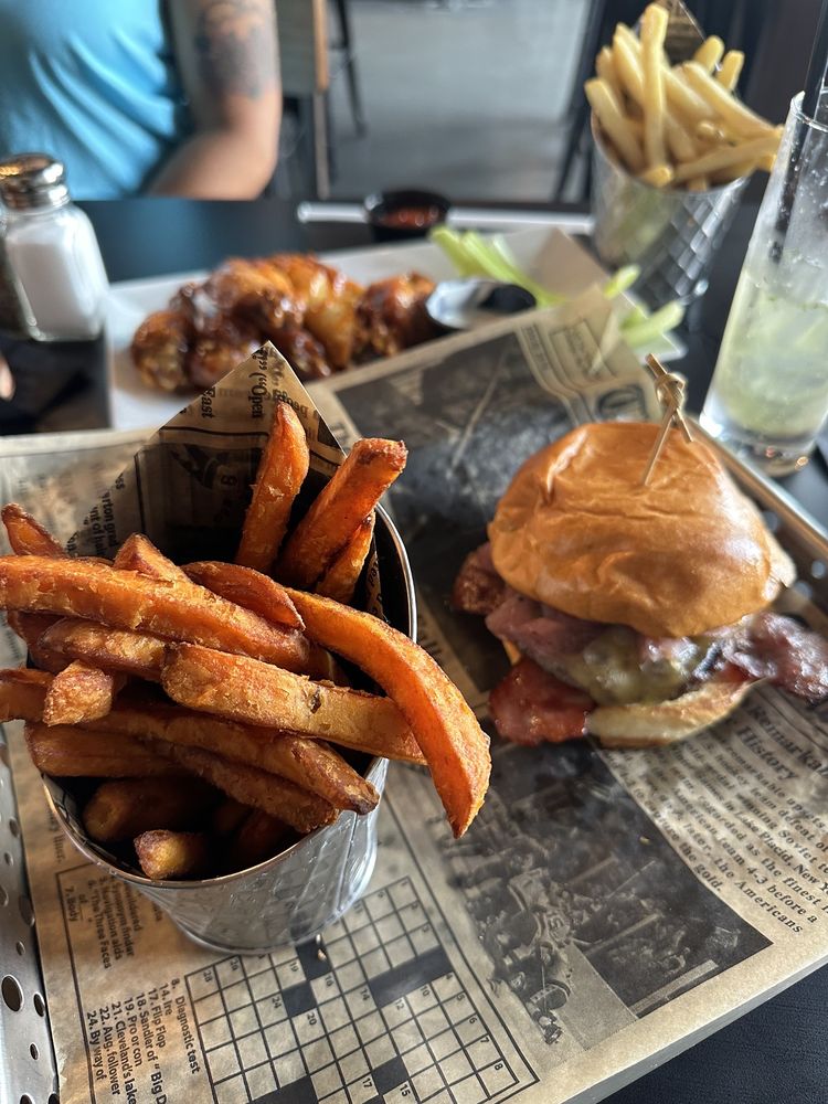 GASTRO AT 23RD - Updated October 2025 - 24 Photos & 21 Reviews - 208 ...