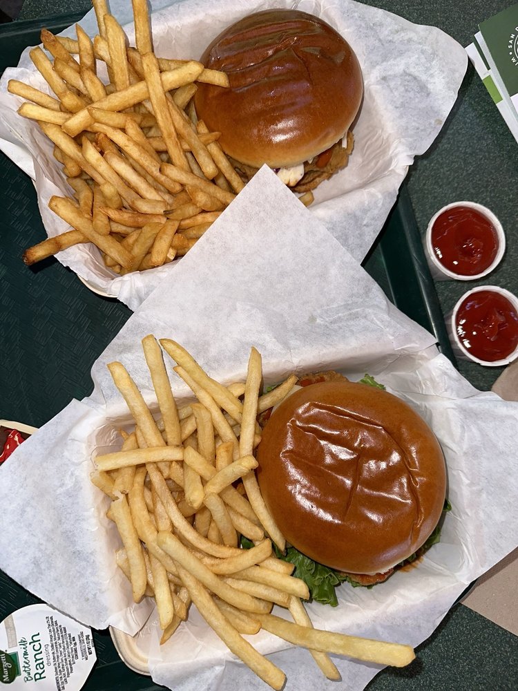 SAFARI KITCHEN - Updated August 2024 - 29 Photos & 10 Reviews - 2920 ...