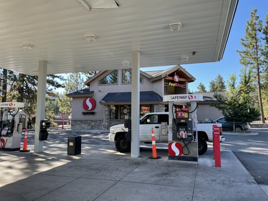 SAFEWAY GAS STATION - Updated December 2025 - 23 Photos & 26 Reviews ...