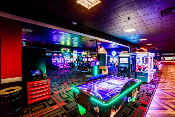 BOWLERO EULESS - Updated December 2025 - 66 Photos & 77 Reviews - 1901 ...