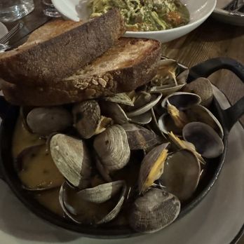 BEN PARIS - Updated May 2024 - 1275 Photos & 533 Reviews - 130 Pike St ...