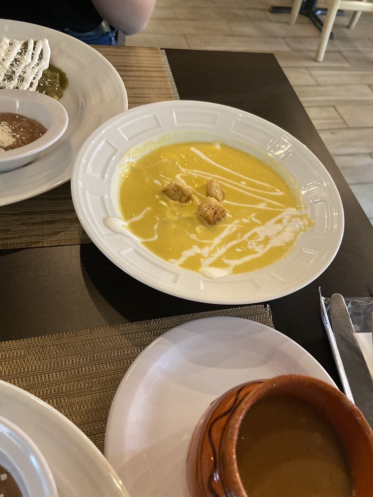 LA MACHA - Updated October 2024 - 14 Photos - Corales 359-11, Tijuana ...