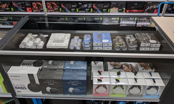 MEMORY EXPRESS COMPUTERS - VICTORIA - Updated January 2026 - 11 Photos ...