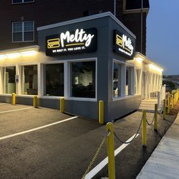 MELTY - Updated November 2024 - 22 Photos - 290 Washington St, Dedham ...