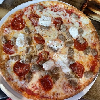 LONGBOARDS BEACH FIRED PIZZA - GOLDEN VALLEY - Updated January 2025 ...