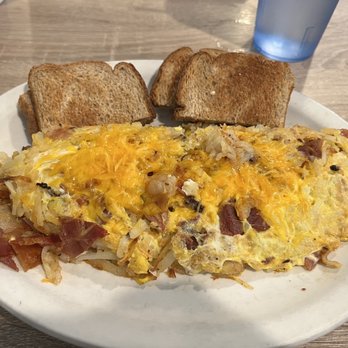 THE GREEN APPLE - Updated January 2026 - 13 Photos & 36 Verified ...