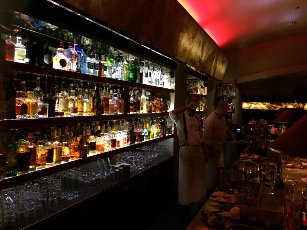 BUGSY’S BAR - 50 Photos & 26 Reviews - Cocktail Bars - Pařížská 10 ...