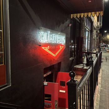 QUARTERS ARCADE BAR - Updated December 2025 - 107 Photos & 135 Reviews ...