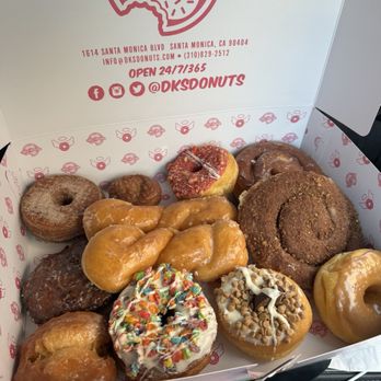 DK’S DONUTS & BAKERY - Updated August 2024 - 4402 Photos & 2517 Reviews ...