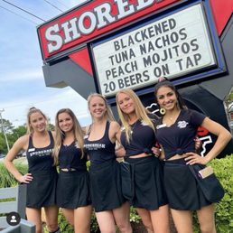 SHOREBREAK PIZZA & TAPHOUSE - Updated December 2025 - 649 Photos & 577 ...