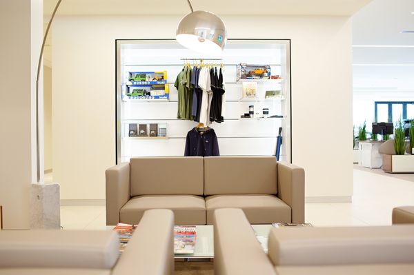 LAND ROVER HINSDALE - Updated December 2025 - 43 Photos & 164 Reviews ...