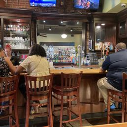 CROAKER’S SPOT - RICHMOND - Updated June 2025 - 997 Photos & 914 ...