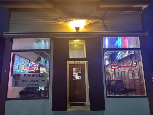 FIN & ALE - Updated June 2025 - 11 Reviews - 4120 7th Ave, Kenosha ...