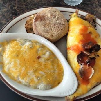 BRIGS AT THE CROSSING - Updated March 2025 - 218 Photos & 217 Reviews ...