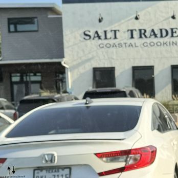 SALT TRADERS COASTAL COOKING - Updated January 2025 - 2535 Photos ...