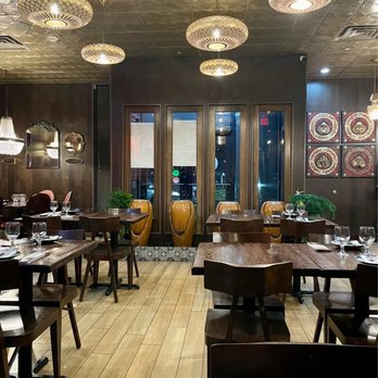 NAA MO THAI RESTAURANT - Updated March 2025 - 84 Photos & 129 Reviews ...