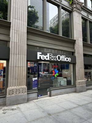 FEDEX OFFICE SHIP CENTER - Updated September 2025 - 15 Reviews - 554 S ...