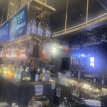 TUKUT LOUNGE - Updated September 2025 - 127 Photos & 24 Reviews - 777 ...