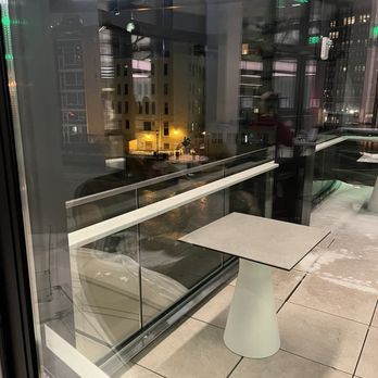 ELITE EXPERIENCE AT VAULT: CHEERS TO THE 2024 BADGE! - 34 Photos - 111 ...