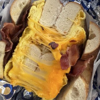 H & H BAGELS - Updated September 2025 - 95 Photos & 104 Reviews - 2200 ...